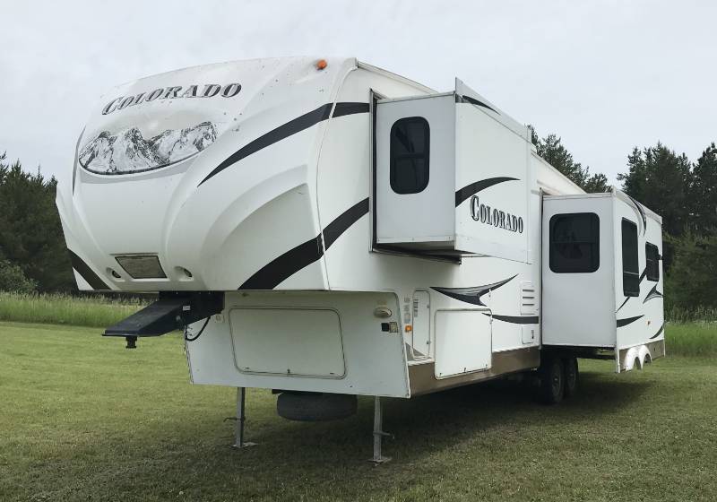 - Auction 123 - Take a Look at this Selection of Campers! - | K-BID