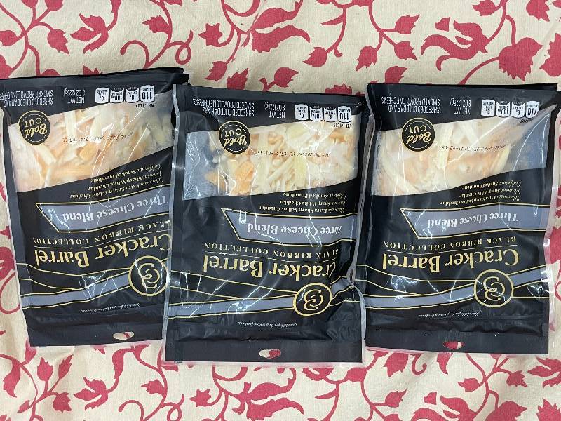 Golden Valley Frozen Ultimate Gourmet Feast: Premium Meats, Cheeses ...