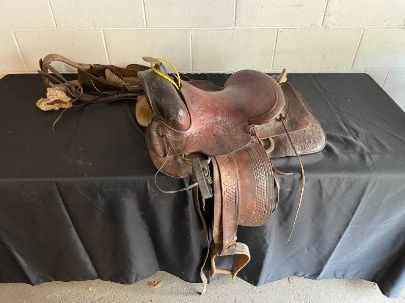 Saddles, Equine Equipment & Accessories, Power & Hand Tools, VTG Red ...