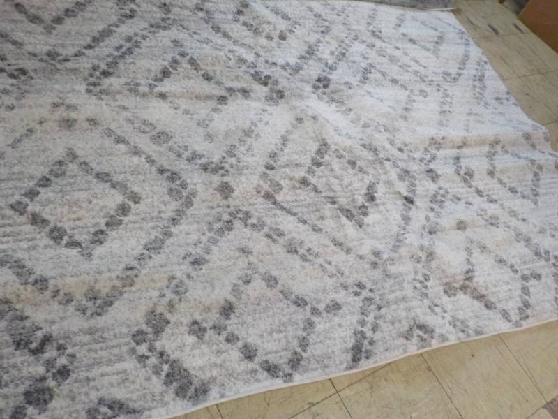 AS24 New Rugs, Home Decor & Organization, Pets, Health & Beauty, Grocery, More!! | K-BID