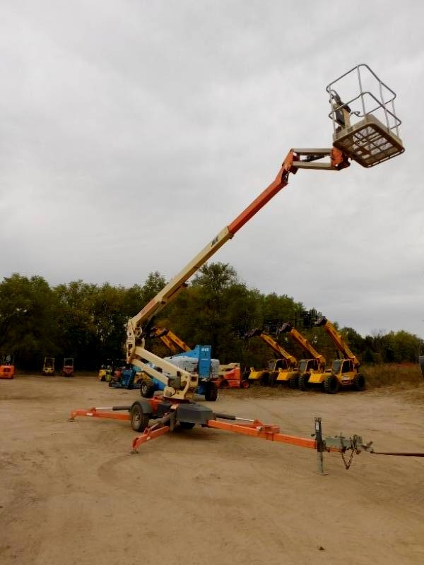 Herc-U-Lift - October NO RESERVES | K-BID