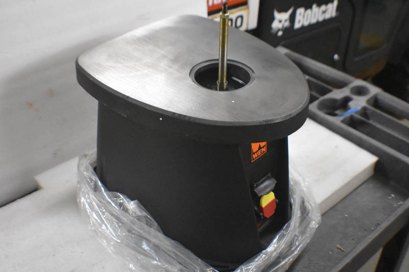 The Moonshine Shoppe Auction 157 Nice selection of WEN Tools, Moving ...