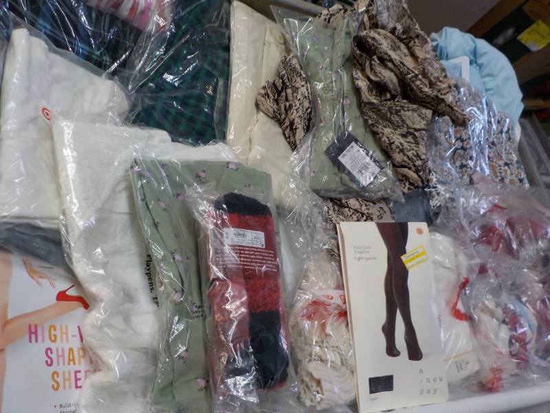 AS19 New Rugs, Home, Clothes, Health & Beauty, Appliances, Resale Lots, More! | K-BID