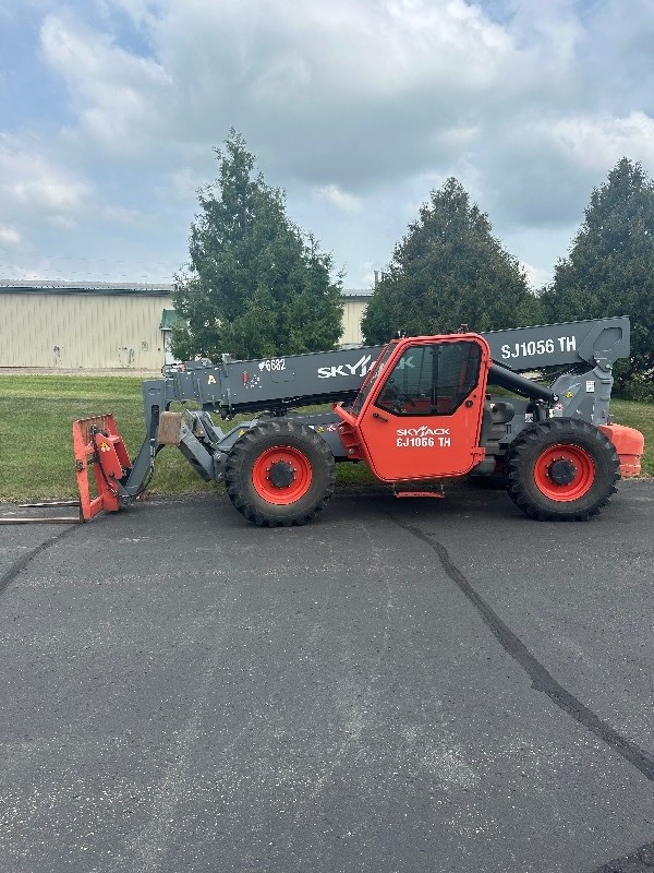 SkyJack 1056 Telehandler | K-BID