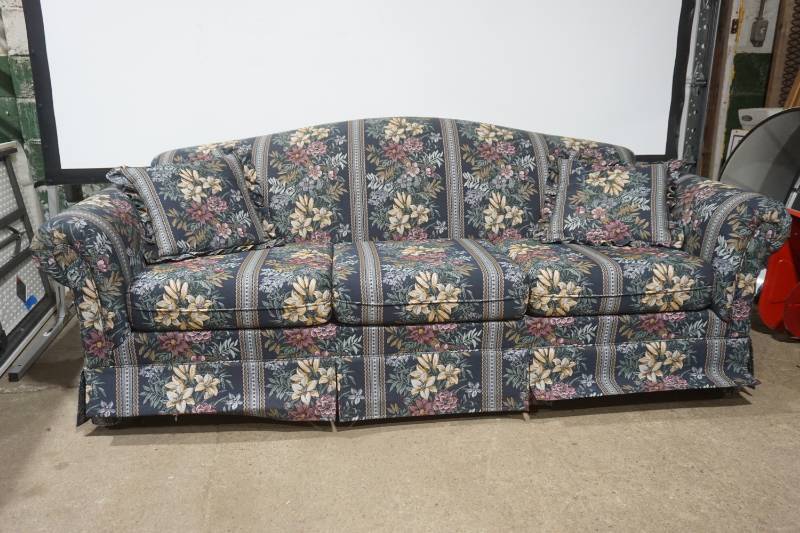 JAX of Benson Sale #1221 Bob Buckner Personal Property Estate Sale | K-BID