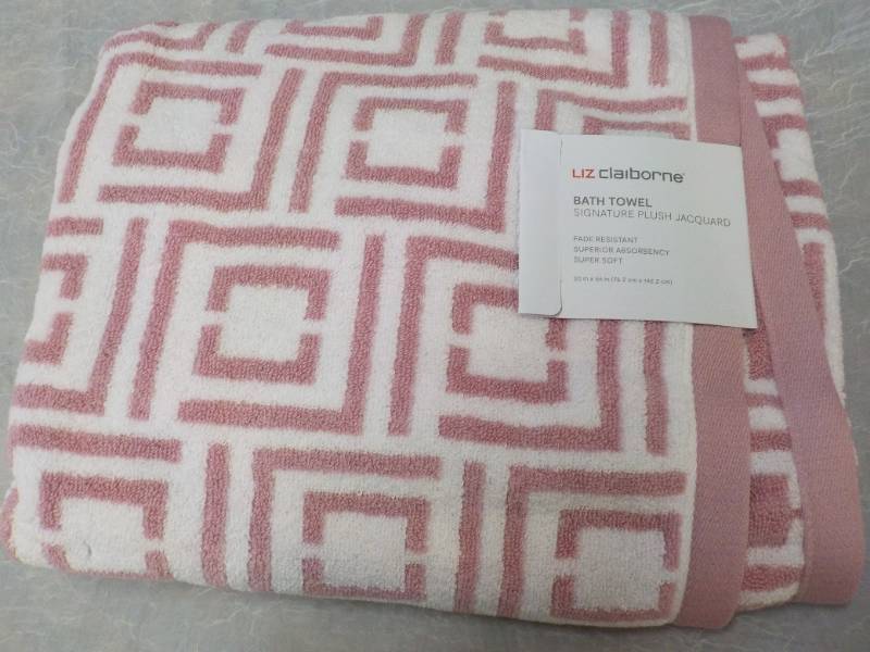 AS50 New Rugs, Decor, Office, Health & Beauty, Office, Winter Gear, Snacks, Grocery, Resale, New ...