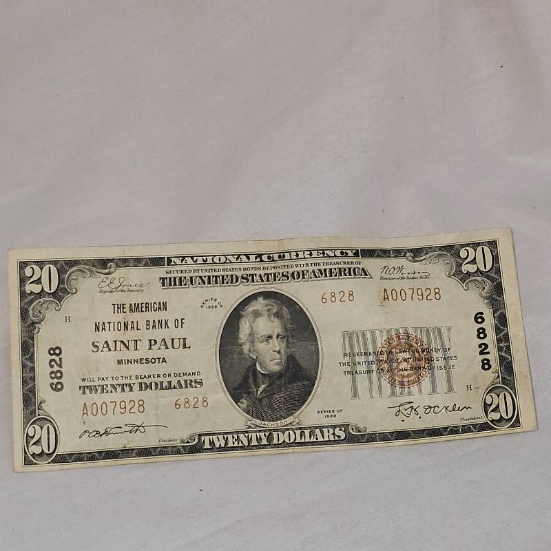 Silver 1oz and 4oz rounds, Silver Certificates, Ike's, Kennedy's ...