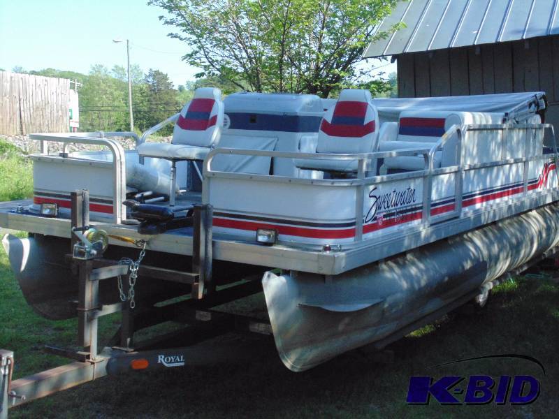 1994 Sweetwater 20 foot Pontoon and Trailer | K-BID