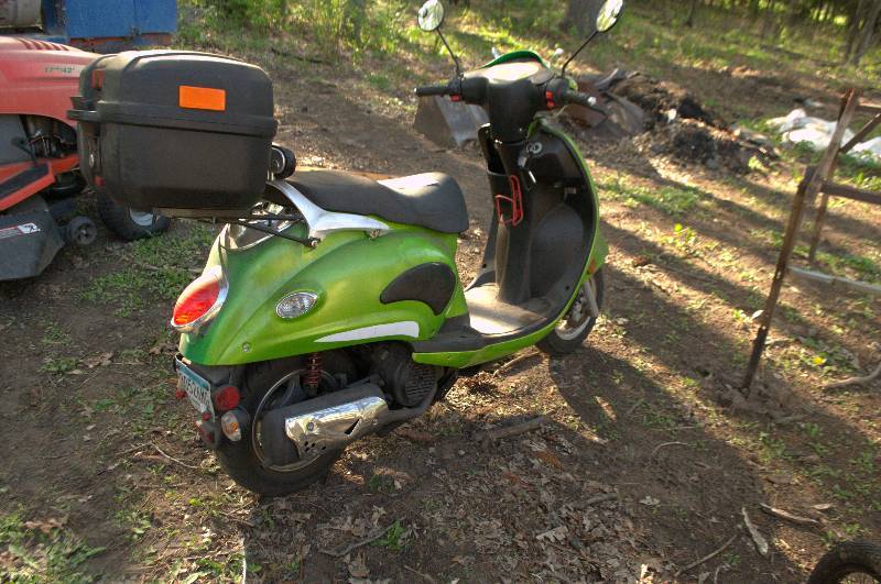 2007 BARON 150CC SCOOTER | Zimmerman Man Cave | K-BID