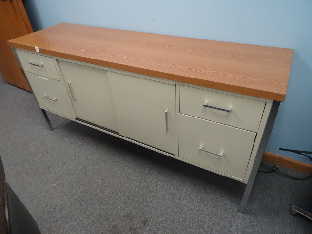 Metal Credenza K C Auctions Metro Electric Office Downsizing K BID