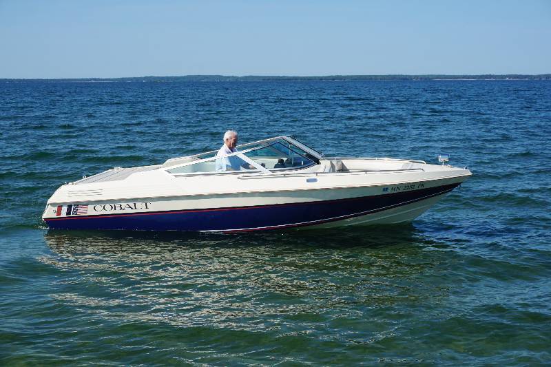 1988 Cobalt Condurre, Shoreland R Trailer & Shorestation Solar Powered ...