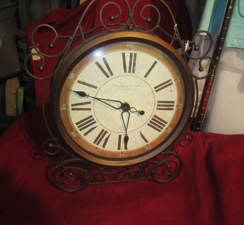 Sterling and Noble Clock Company Clock | CONSIGNMENT AUCTION- OFFICE ...